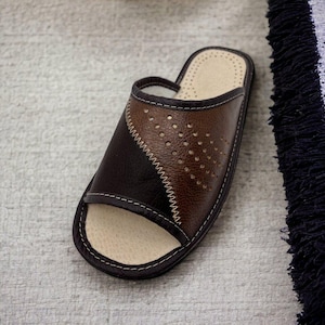 Slippers Men's Flip-flops Natural Leather the Perfect Gift for a ...
