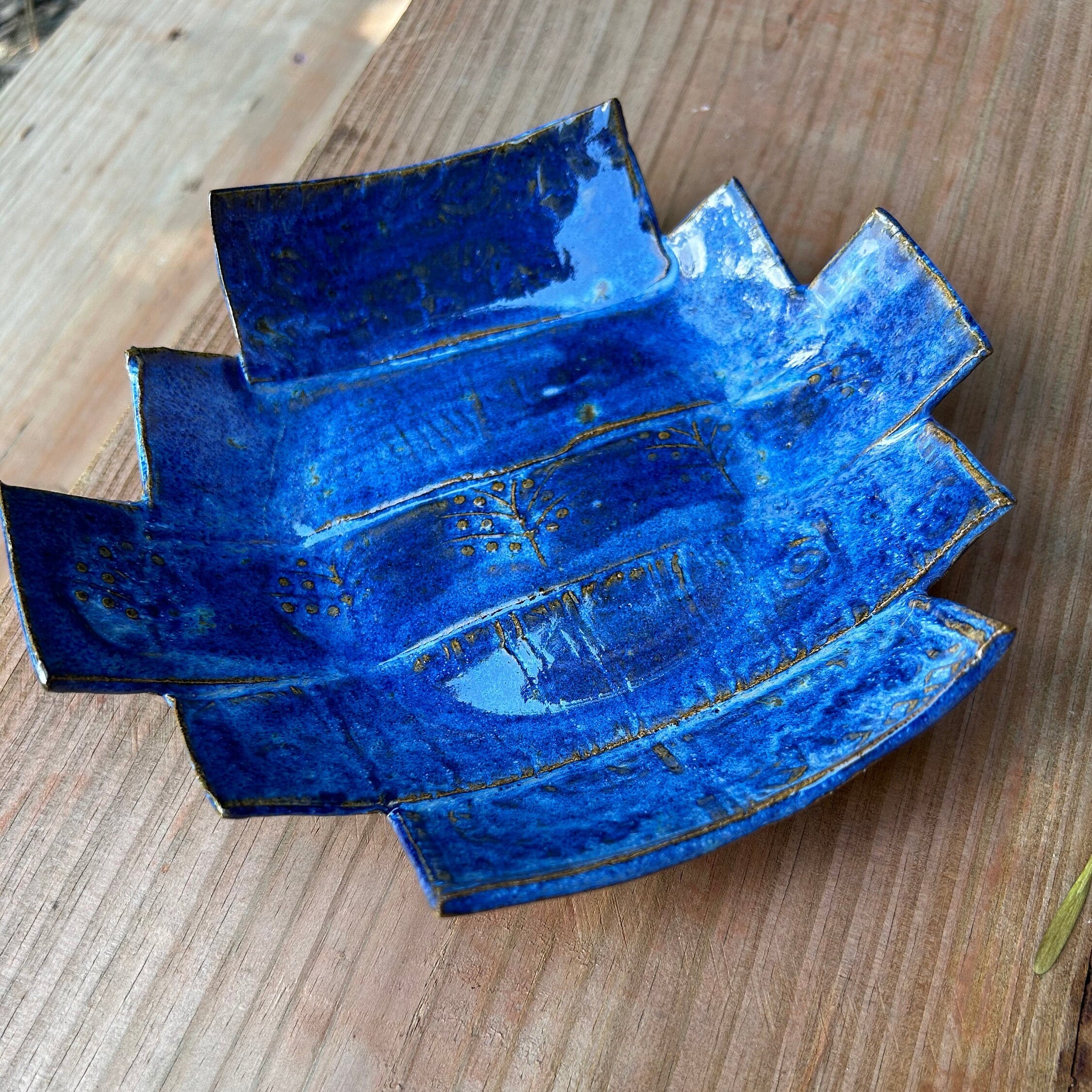 Decorative Ceramic Bowls Hand Built From Strips of Textured Clay - Etsy