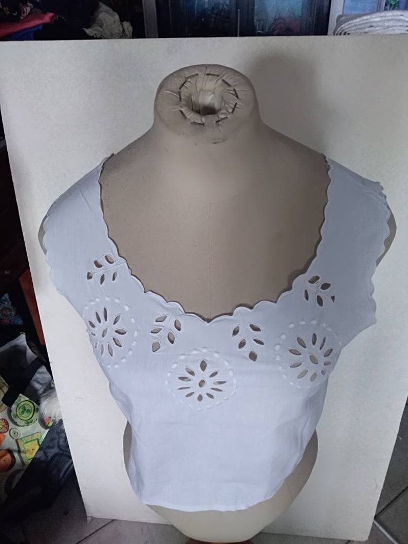 Vintage White Cotton Crop Top With Handmade Eyelet Embroidery - Etsy