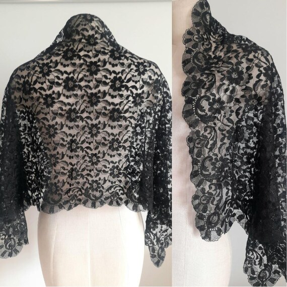 Vintage Midcentury Black Lace Mourning Veil, Mantilla… - Gem