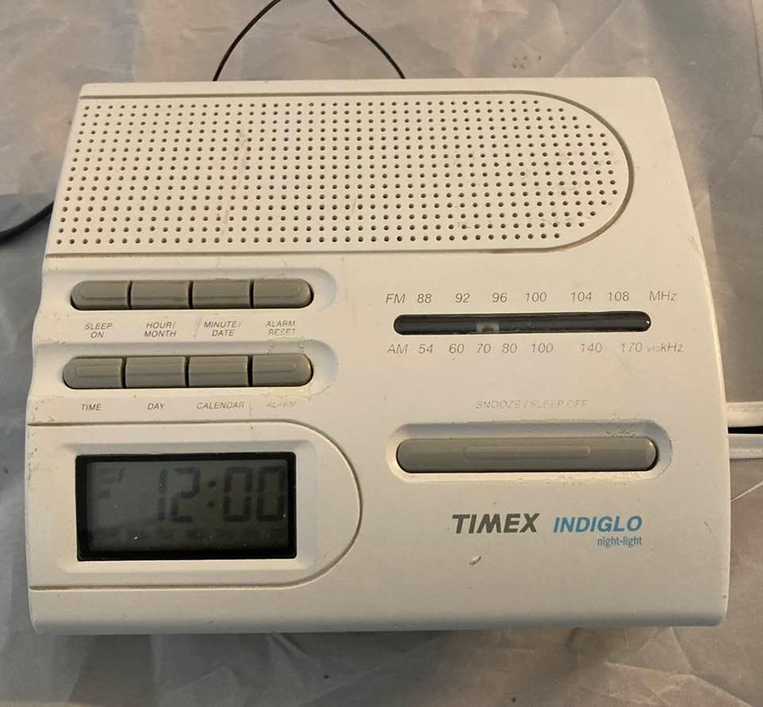 Timex #T422G "indiglo" Illuminated Digital Alarm Clock AM/FM Radio - Etsy