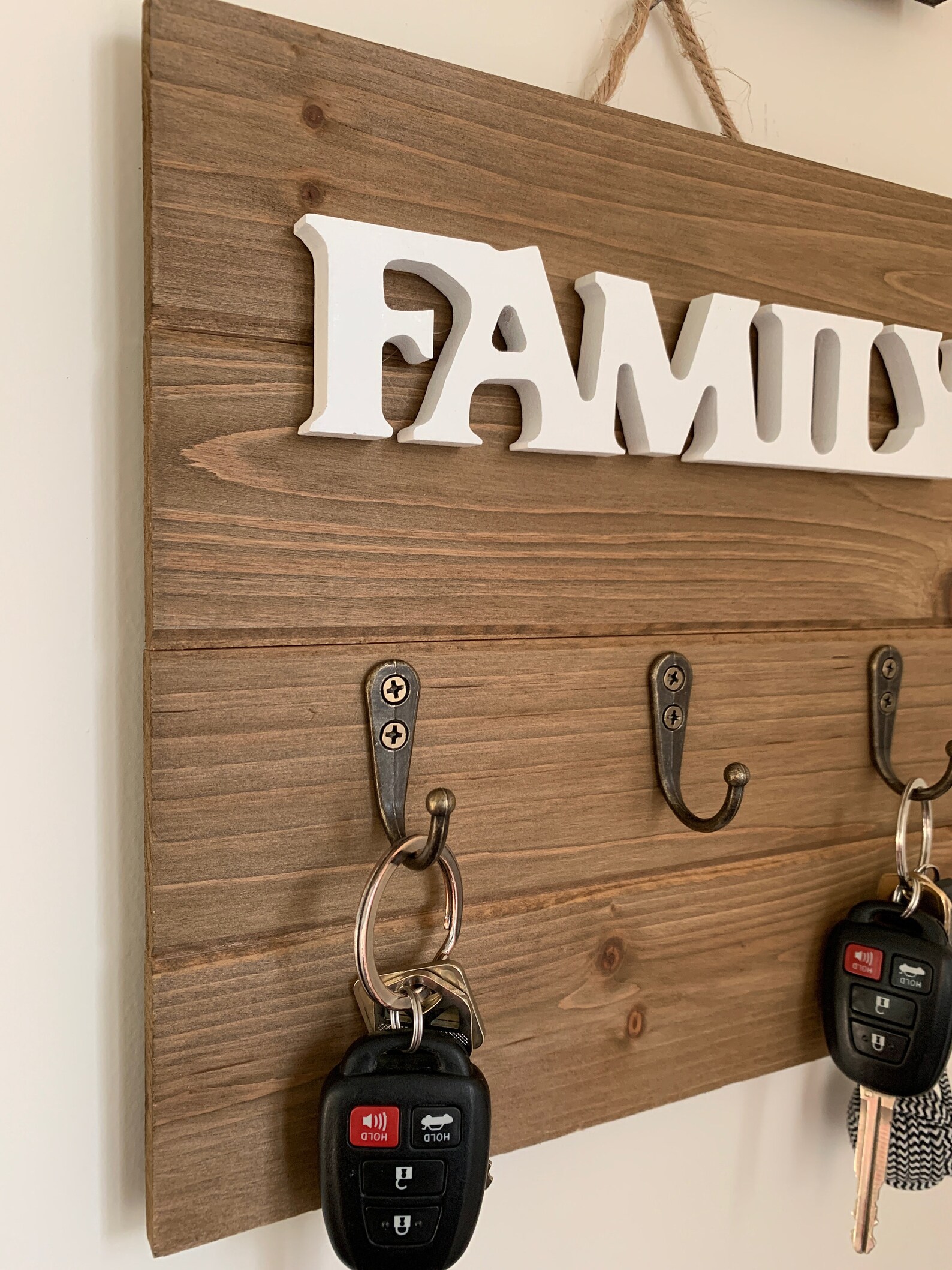 Wooden Keys and Dog Leash Holder Family Wall Plaque With | Etsy