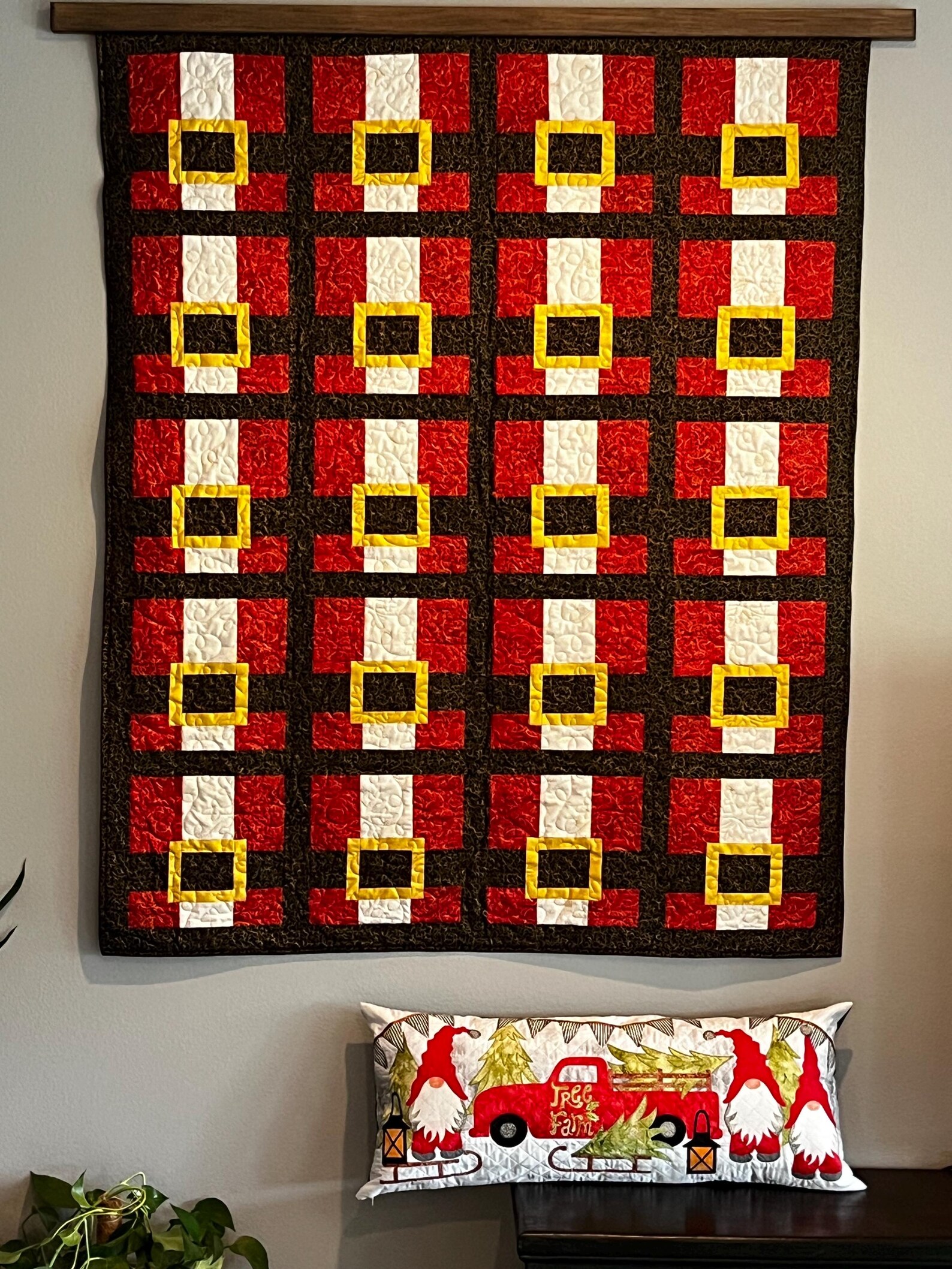 Santa Suit Quilt 58”x72” - Etsy