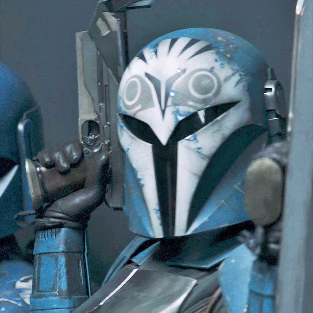 The Mandalorian Bo Katan / Deathwatch Westar 35 Blaster Show Version ...
