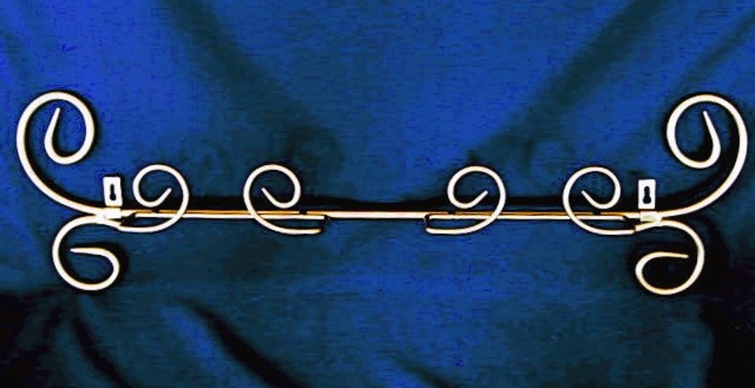 Vintage Sturdy Gold Metal Horizontal Wall Rack for 2 Collectible Plates ...