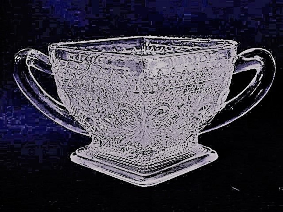 Collectible Vintage SANDWICH GLASS Pattern Pressed Glass Diamond Shaped ...