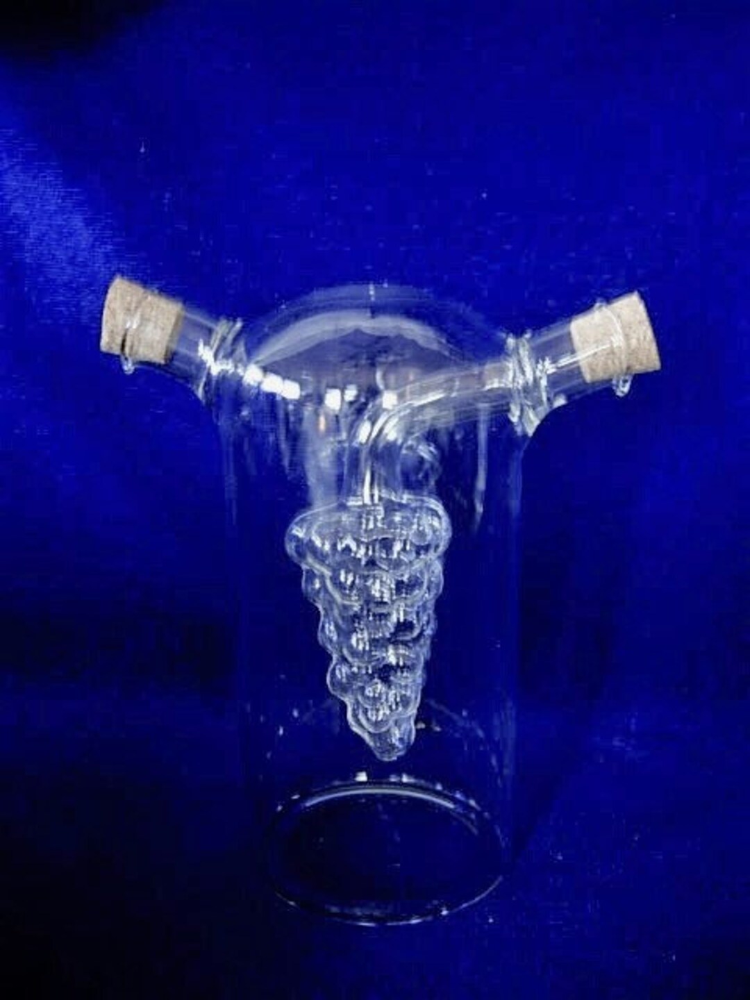Collectible Vintage WORLD MARKET Hand Blown Glass Oil & Vinegar Cruet W ...