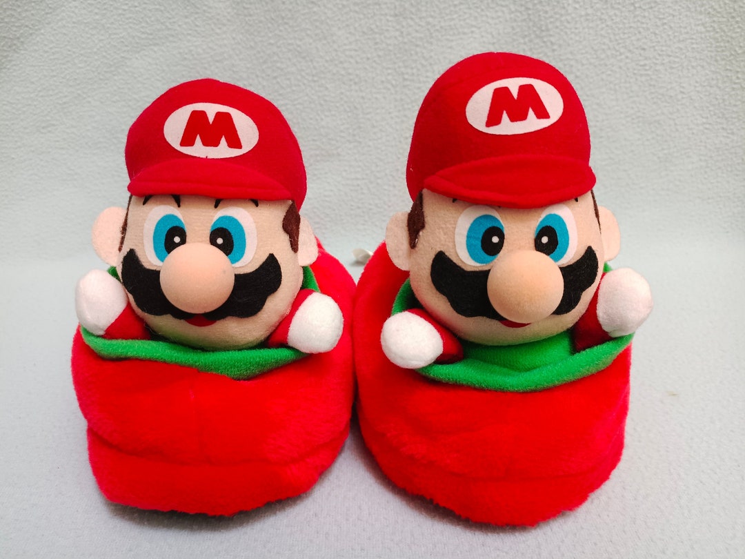 1993 Vintage Super Mario Plushy Slipper / Banpresto Nintendo Japan Cute ...