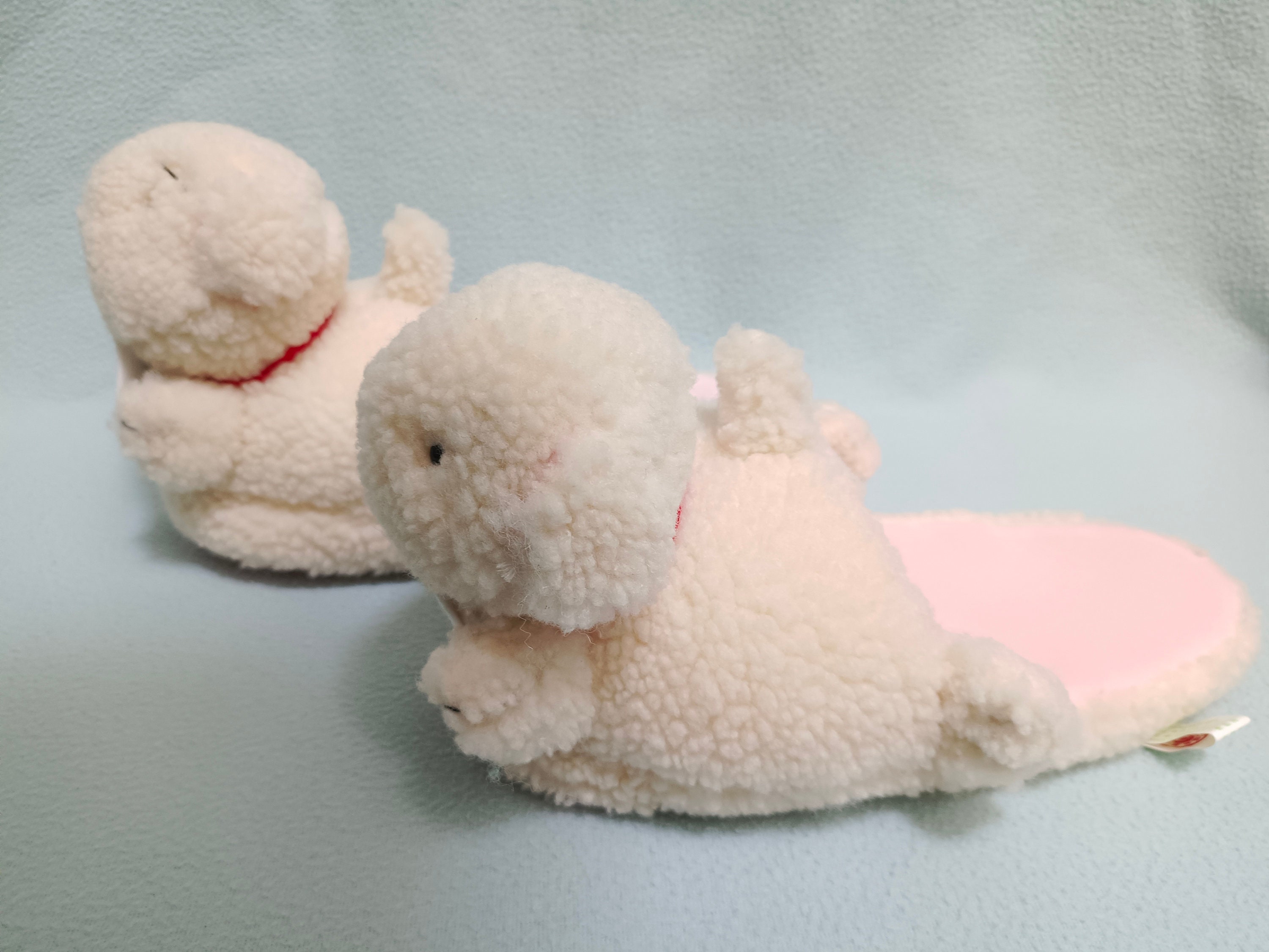 1994 Vintage Crayon Shin-chan Shiro Dog Banpresto Plushy Slipper ...