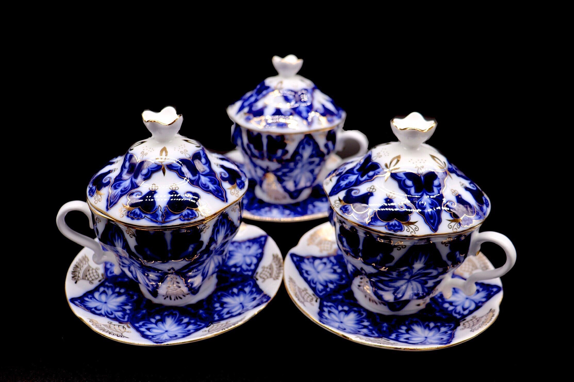 Vintage Nantucket Home Covered Teacup With Saucer - Etsy