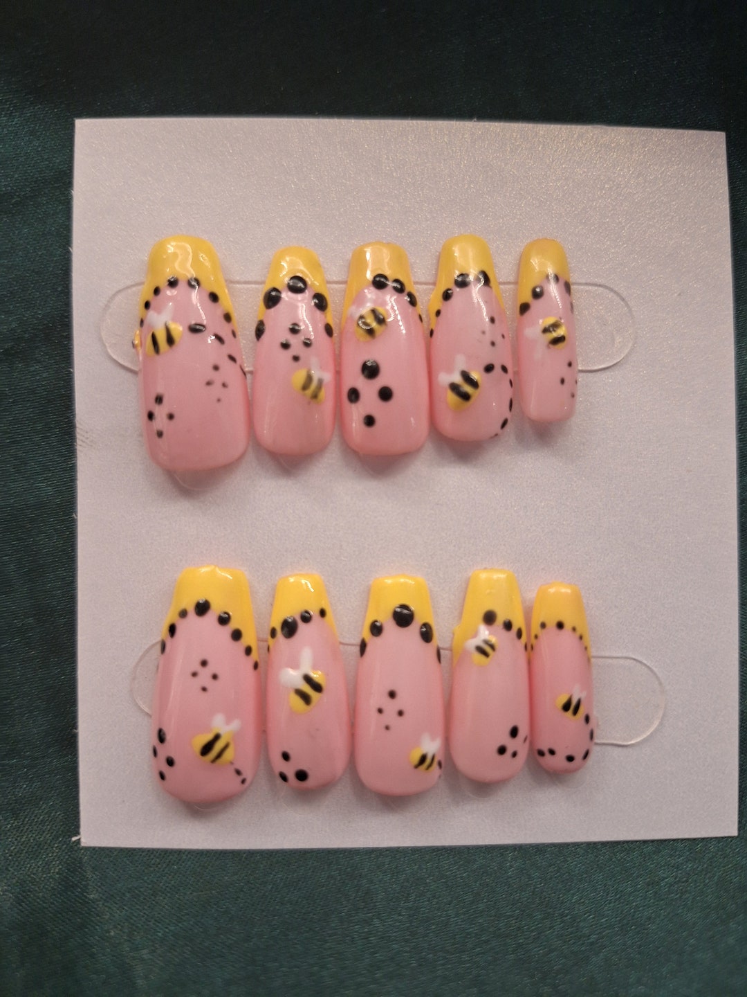 Bumblebee Dots Press-on Nails - Etsy