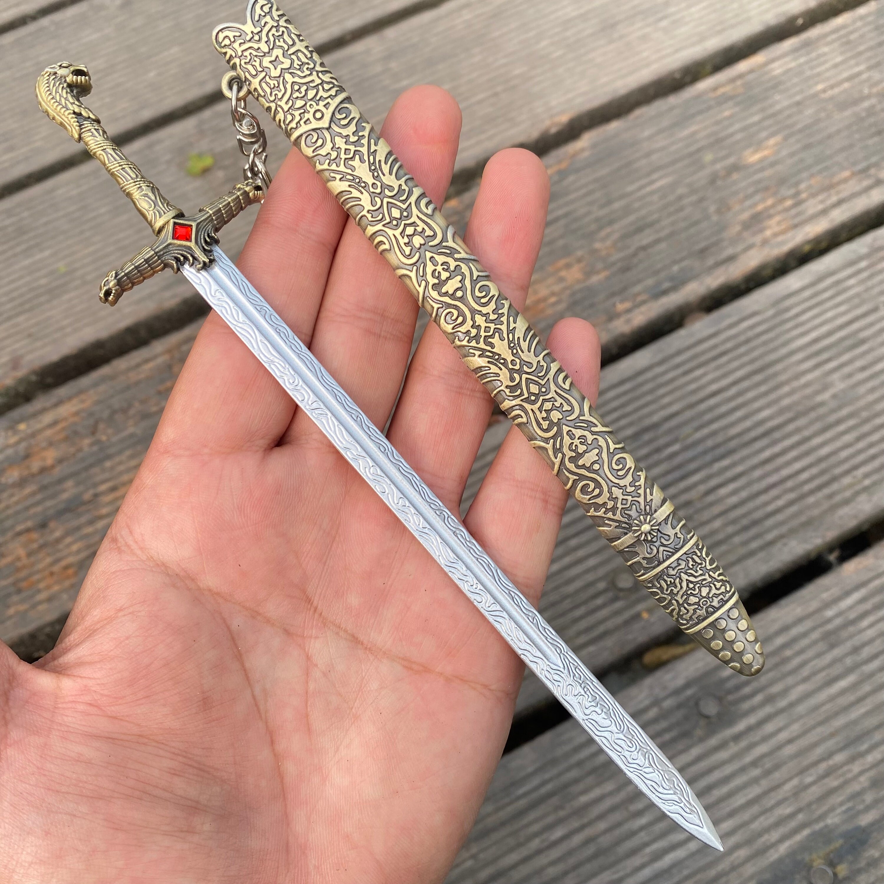 8.66''/22cm Game of Thrones Oathkeeper Keychain Metal Sword Keychain ...