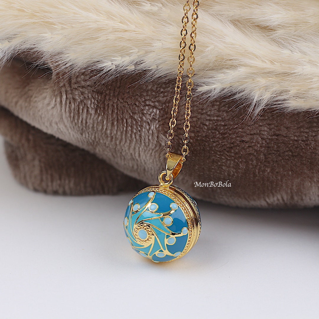 Vintage Engraved Gold Pregnancy Bola, Gold Stainless Steel Chain. Bola ...