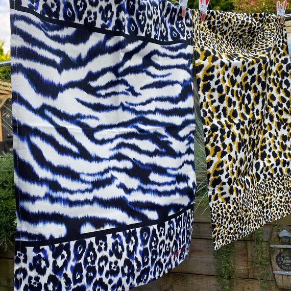 Blue Cheetah Print Border