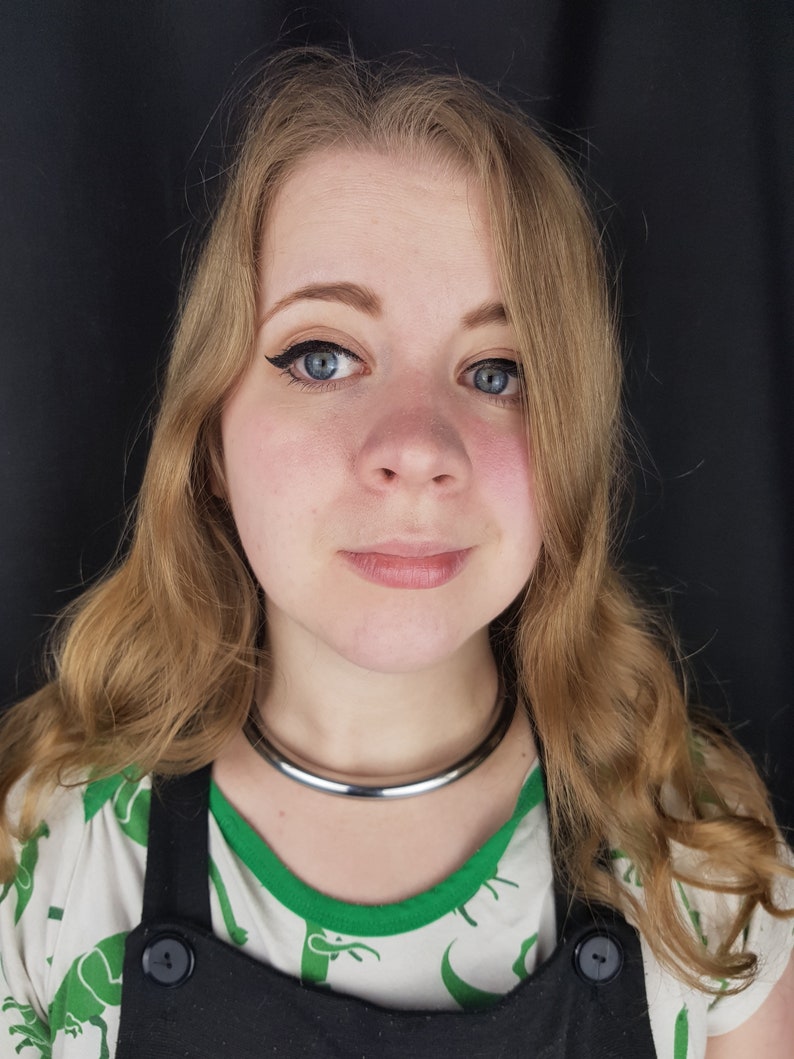 Dotty Choker Collection: the Swing Opening Ring Choker - Etsy