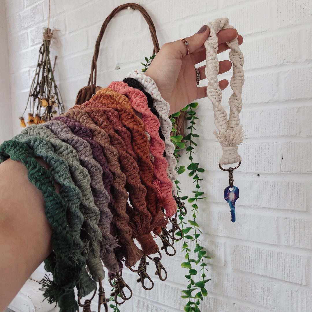 Macrame Wristlet Keychain Keychain Bracelet Boho Wristlet Keychain ...