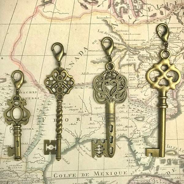 Vintage Key Charm - Etsy