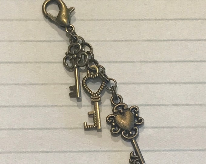 Tiny Keys Keychain Skeleton Keys, Antique Brass, Purse Charm, Victorian ...
