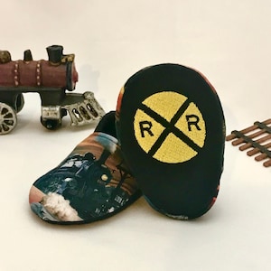 Train Baby Shower Gift, Crib Shoes, Newborn Train Slippers, Baby ...