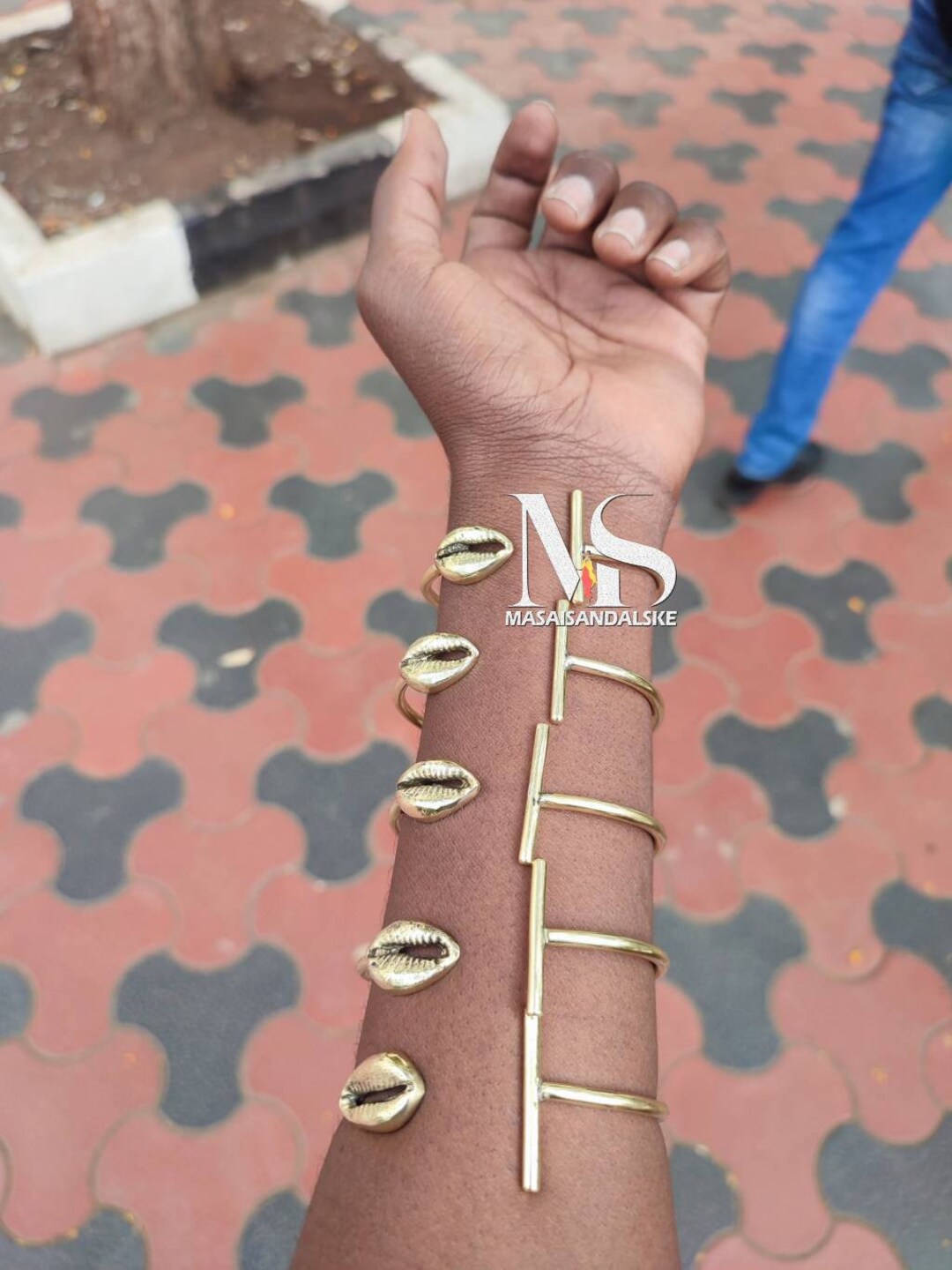 10 Cowrie Shell Bracelets ,african Brass and Cowrie Bracelets ...