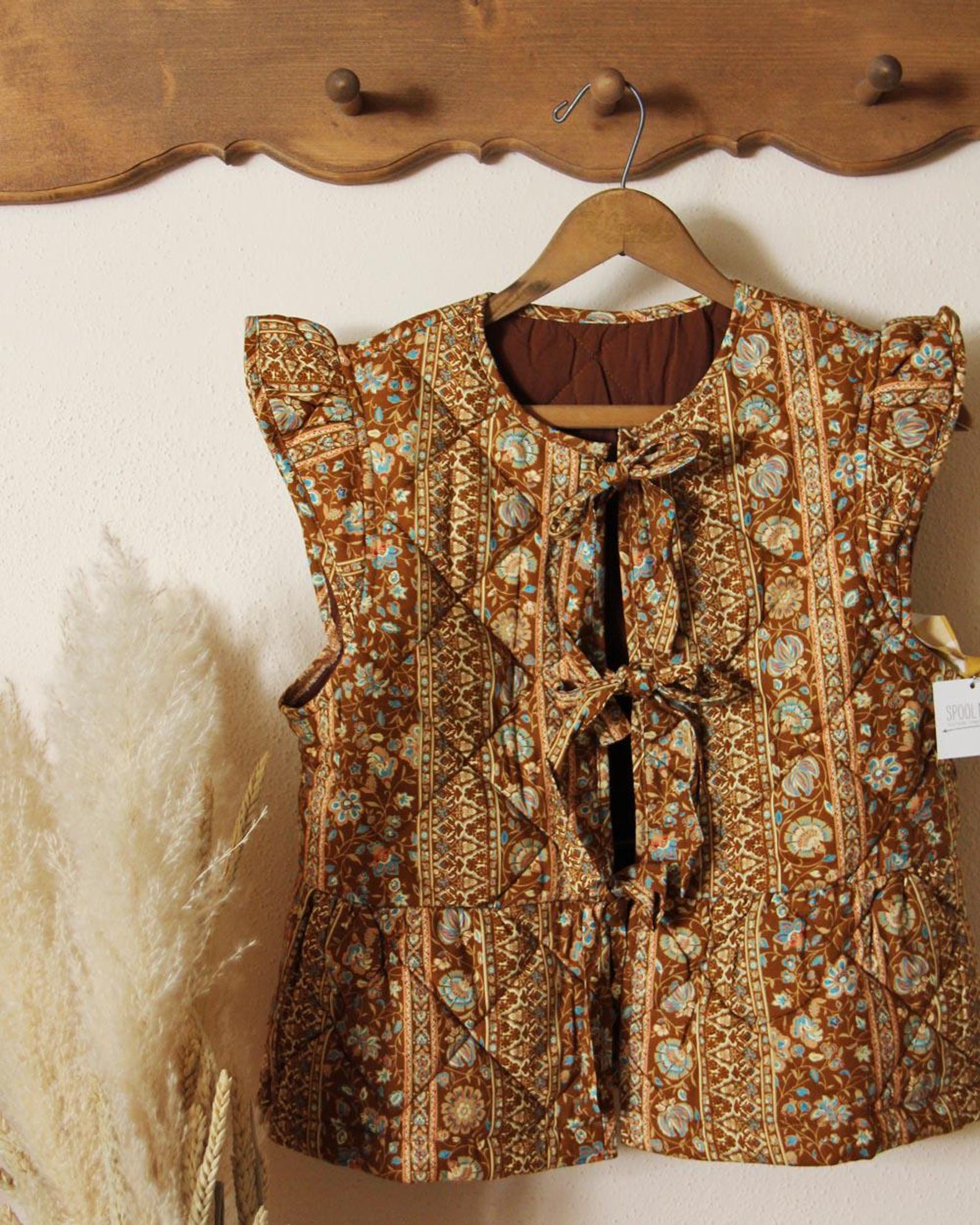 New Floral Quilted Ruffle Rust Quilt Vest Jacket ~ Women's Size Small ...