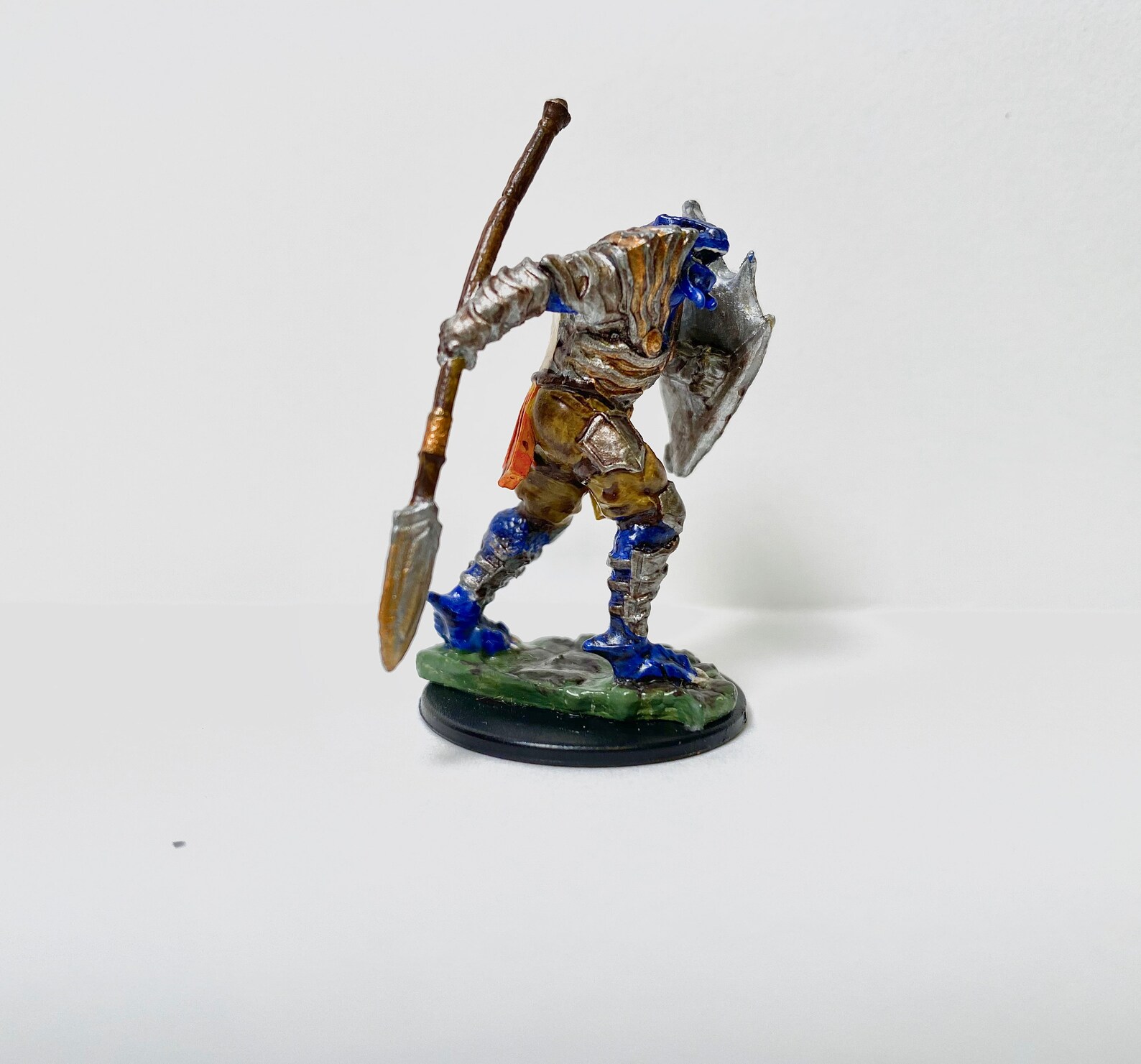 D&D Mini Hand Painted Male Dragonborn Fighter - Etsy