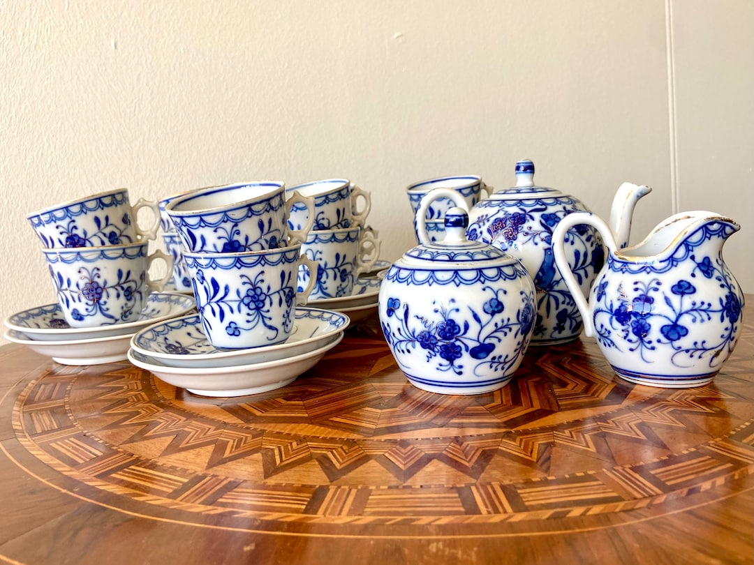 Antique Crockery German Porcelain 19th Century Blue and White 12 ...