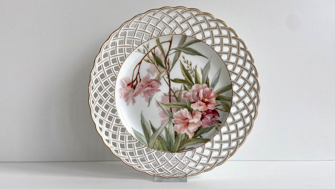 KPM Berlin - Porcelain - Openworked Plate - 20th Century - Floral ...