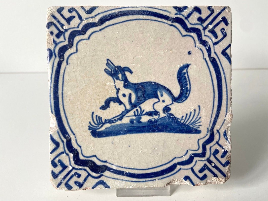 17th Century Delft Tile - Dog - Wan Li Corners - Blue and White ...