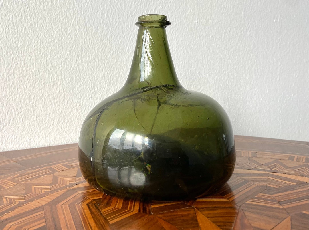 17th Century Green Glass Bottle Archeological Artefact Dutch Found in ...