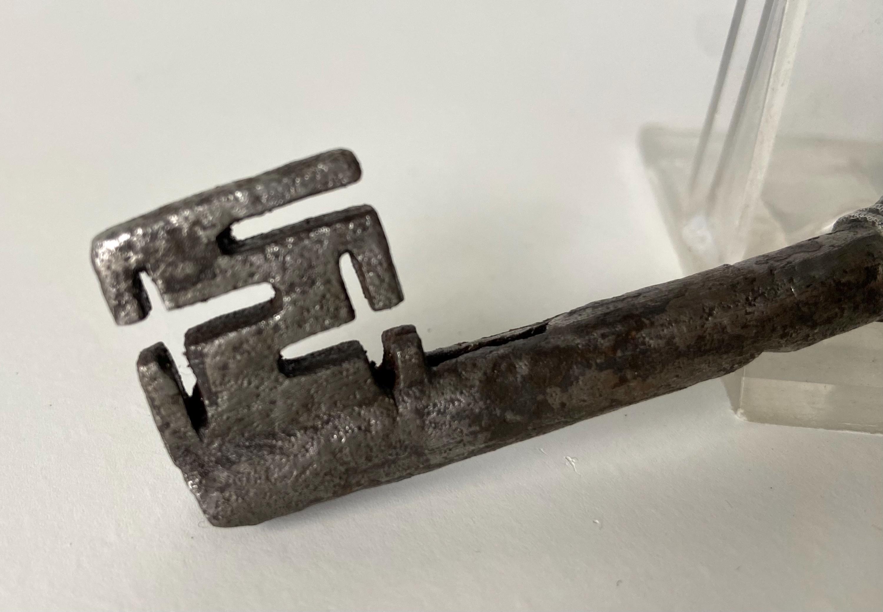 Beautiful Medieval Key - Early 15th Century - Archaeological Artefact ...