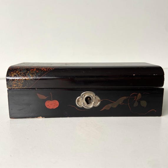 Japanese lacquer box - 20th century - Asian art - Flo… - Gem