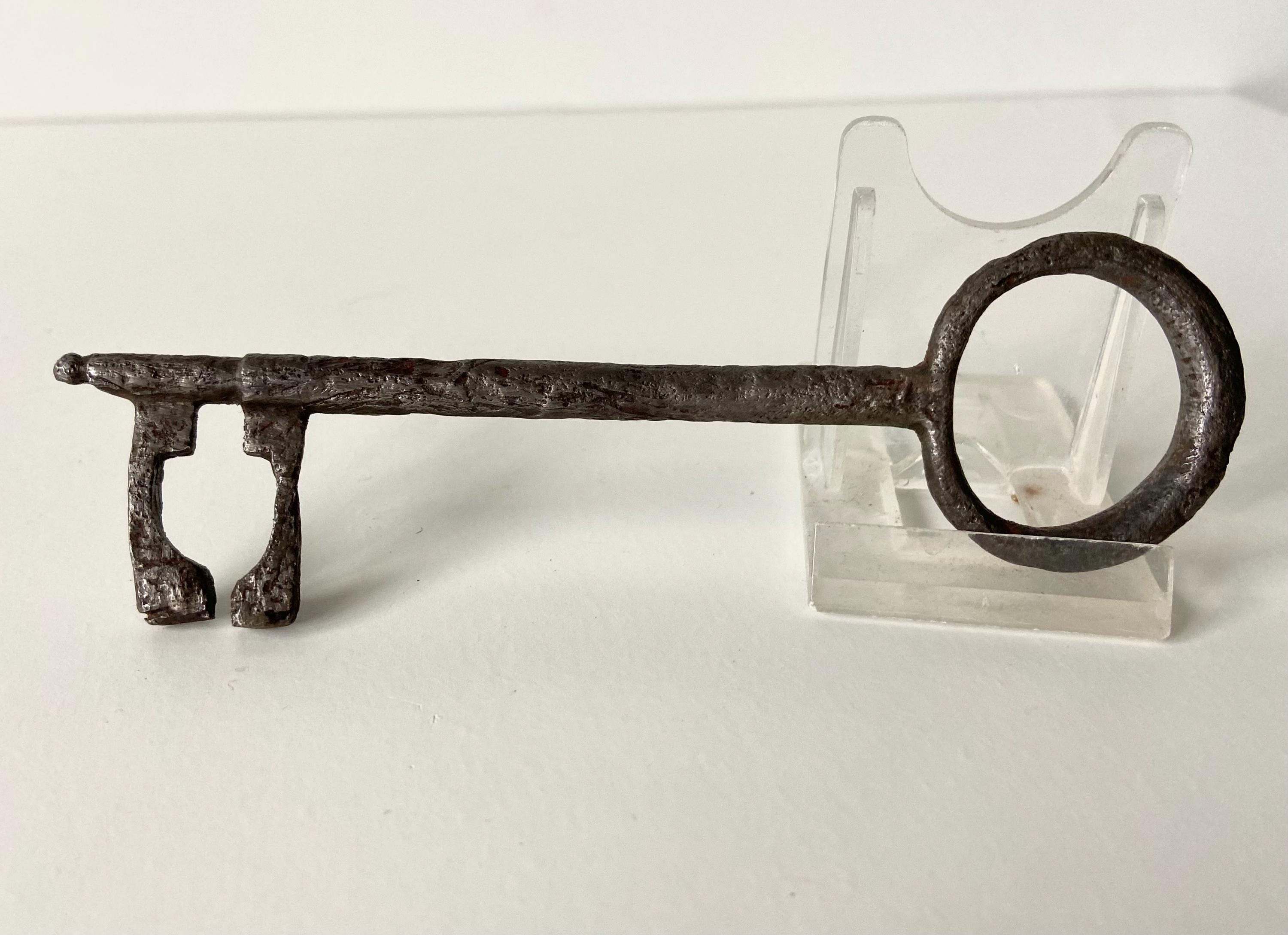 Medieval Key - 15th Century - Archaeological Artefact - Etsy