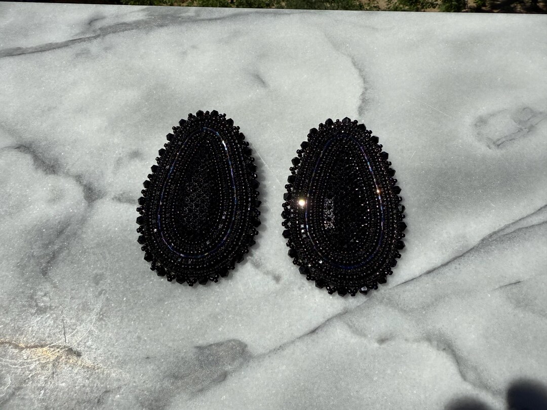 WEDNESDAY - Black Teardrop Alt Girl Goth Witchy Powwow Bling Earrings ...