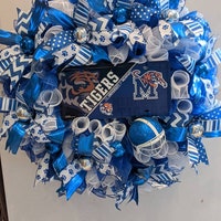 Tiger Wreath - Etsy