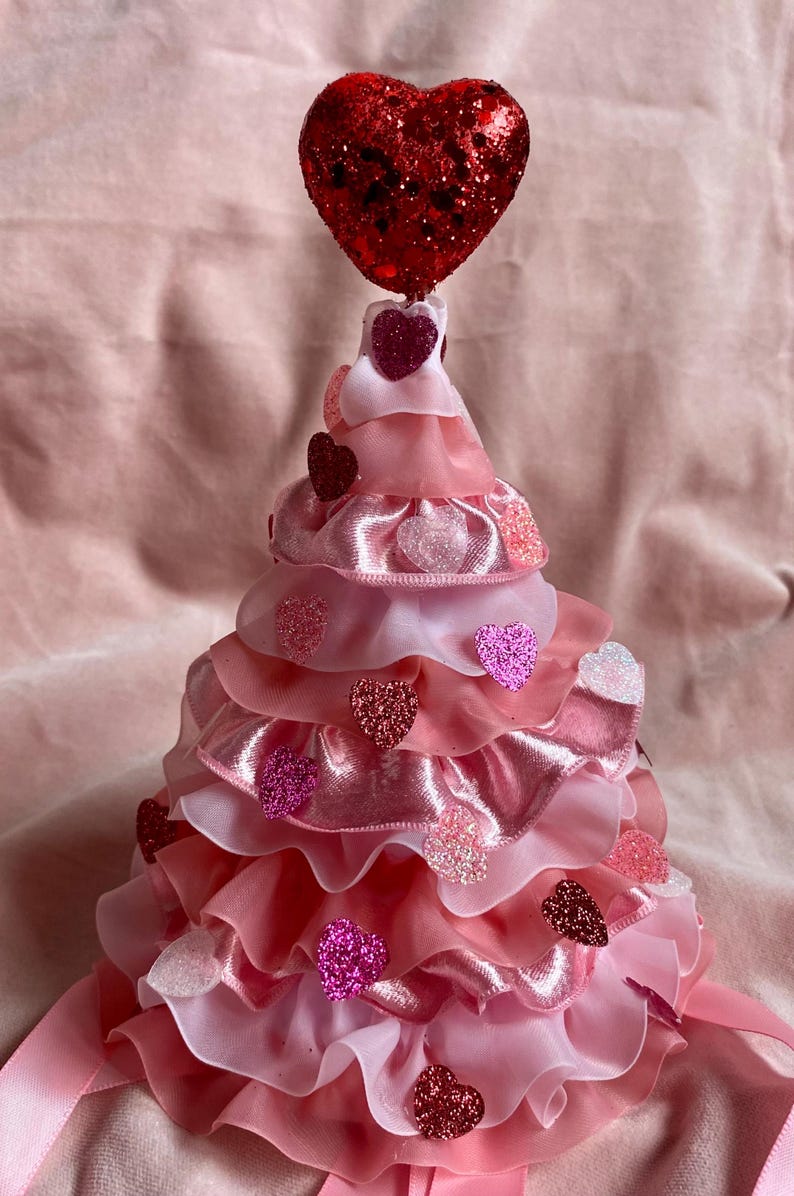 Valentine Party Hats (set of 4) - Etsy