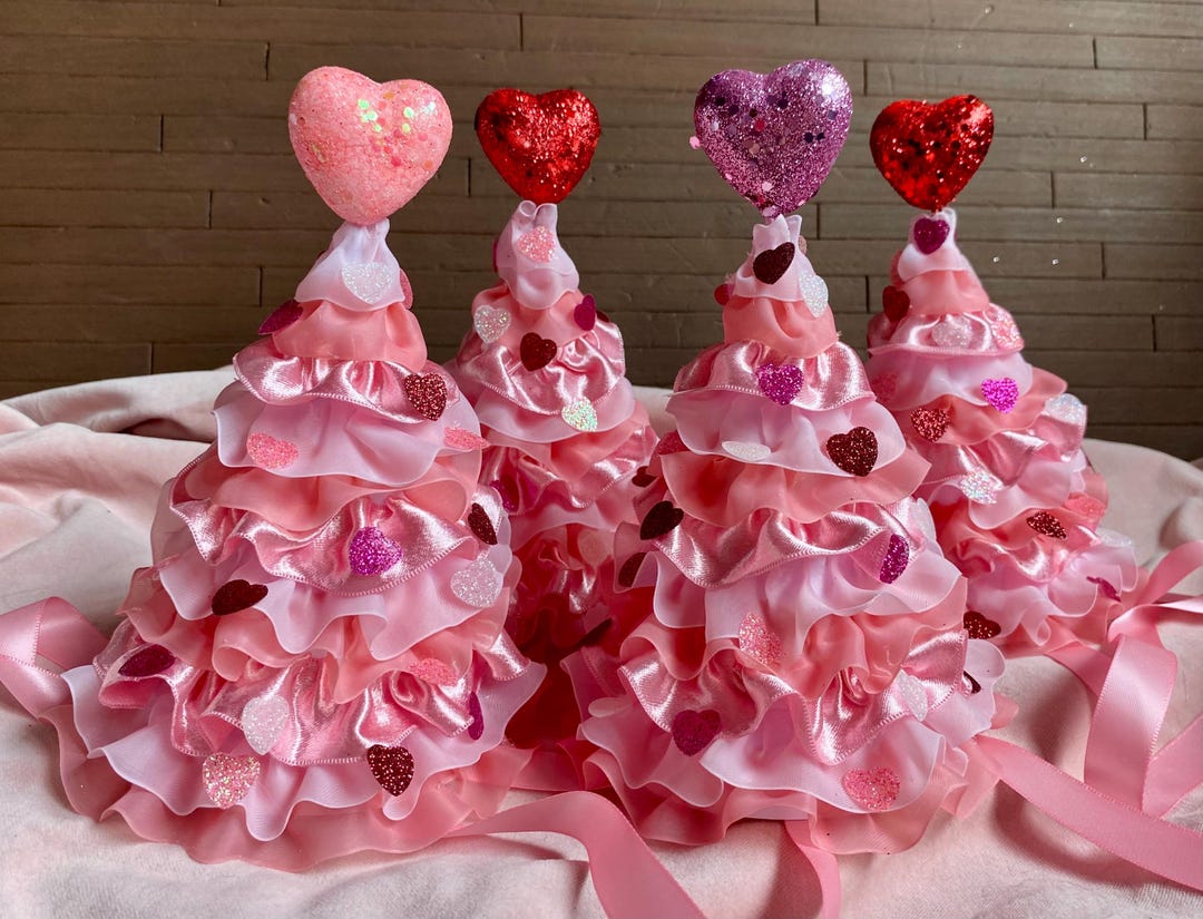 Valentine Party Hats (set of 4) - Etsy