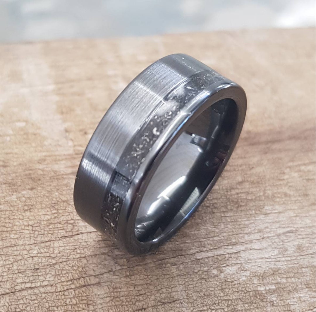 Handmade Meteorite Black Ceramic Ring. Set With Genuine Meteorite Dust ...