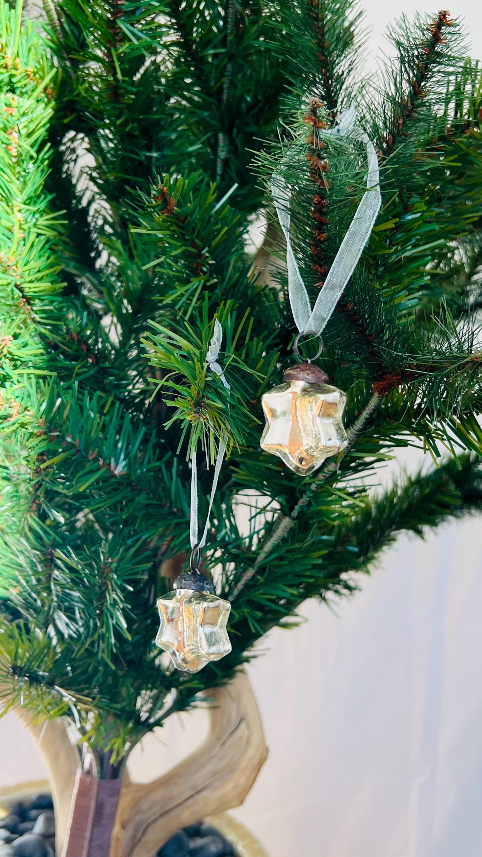 Set of 18 Handcrafted 4cm Glass Star Baubles in Gold, Silver, Clear ...