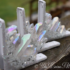 Aura Quartz Crystal Cluster for Corner Way, Crystal Corner, Doorway ...