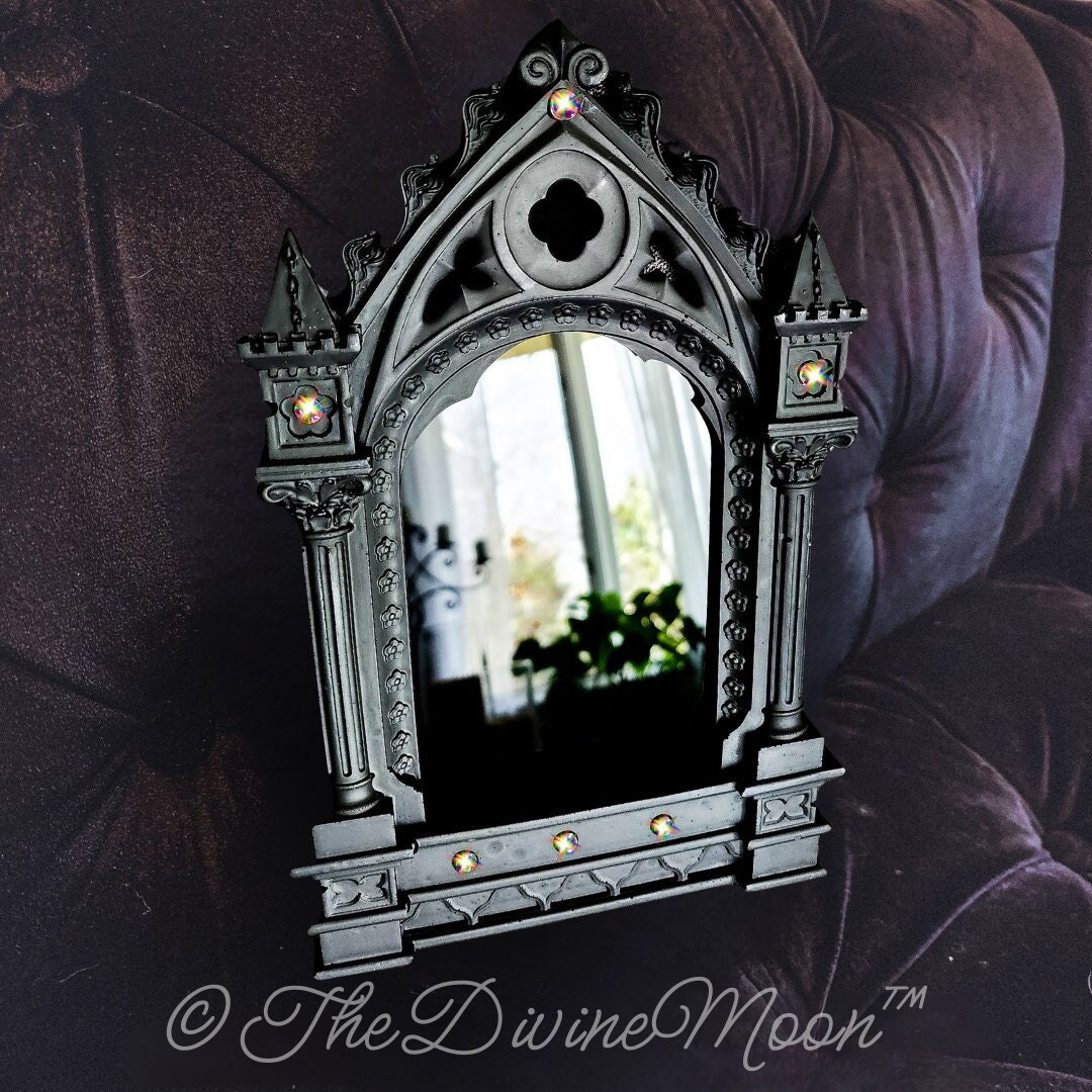 Gothic Vintage Style Scrying Mirror, Fortune Telling, Psychic, Scrying ...