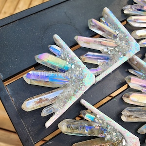 Aura Quartz Crystal Cluster for Corner Way, Crystal Corner, Doorway ...