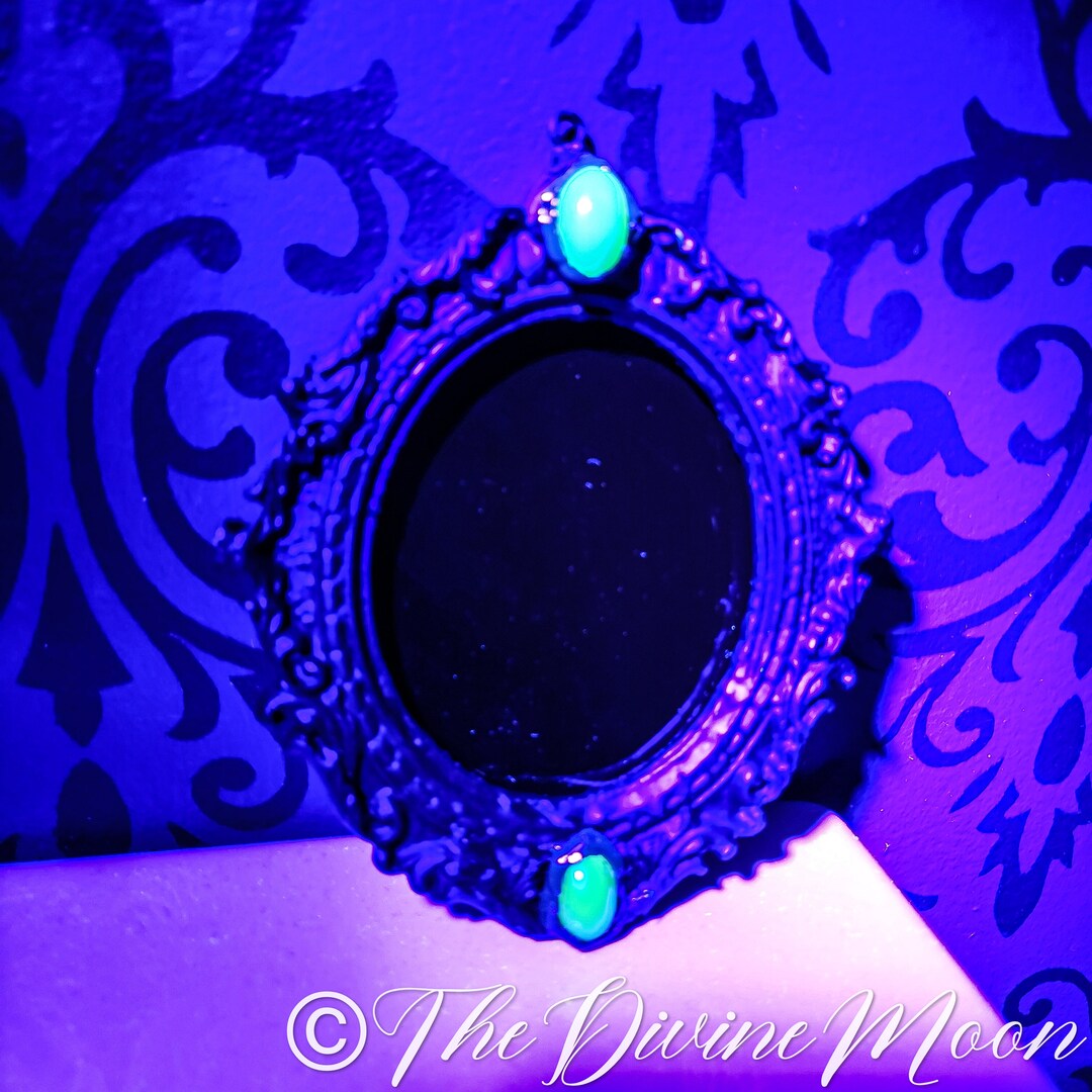 Uranium Glass Gems Scrying Mirror - Fortune Telling - Psychic ...