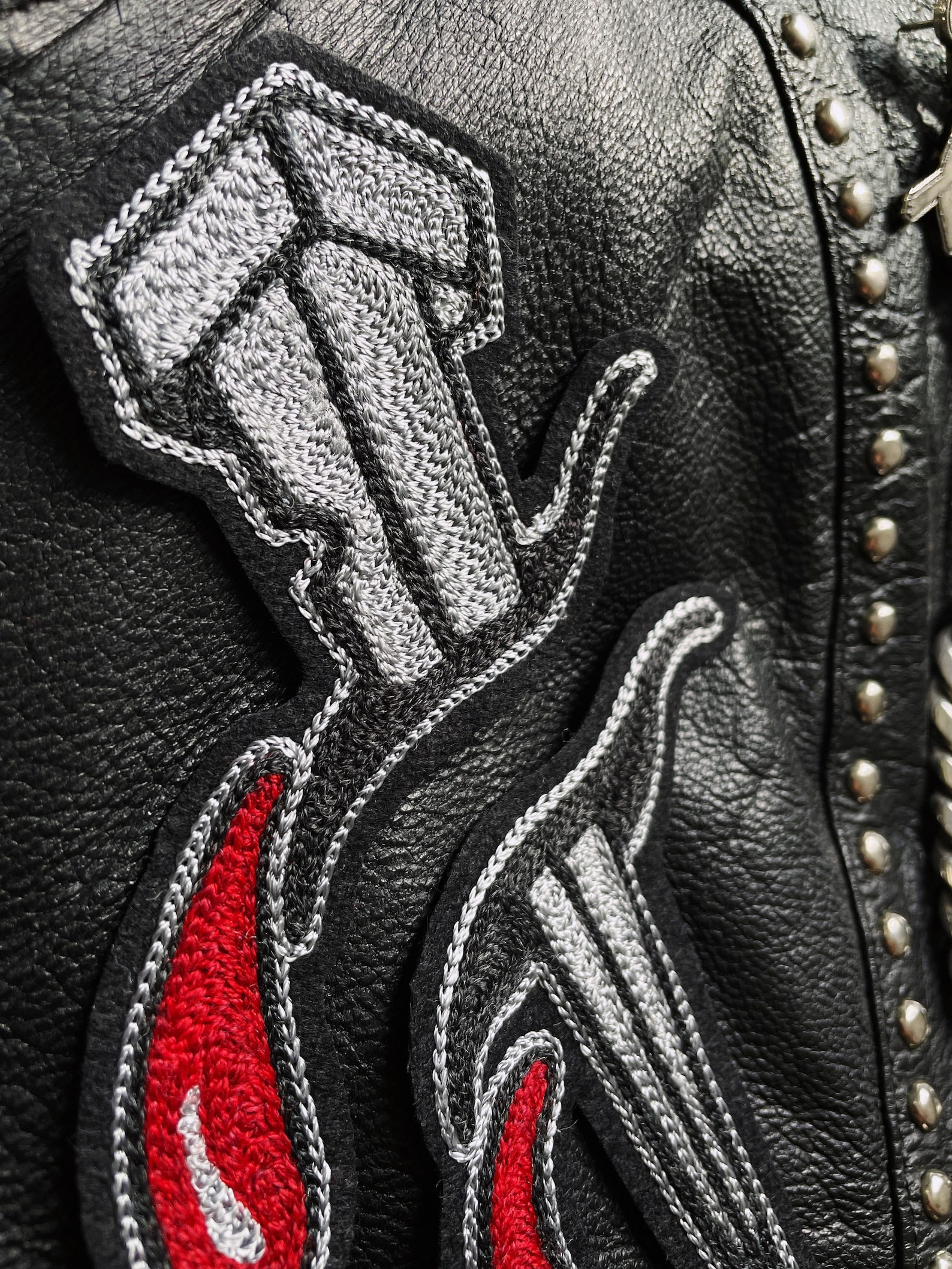 Traditional Spike Chainstitch Patch - Etsy