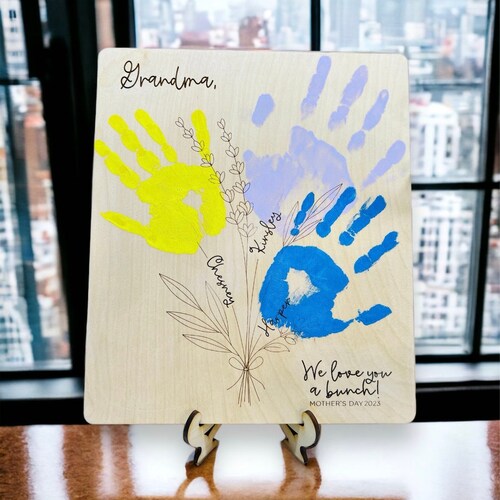 Mother's Day Handprint Sign Gift Flowers for Grandma - Etsy