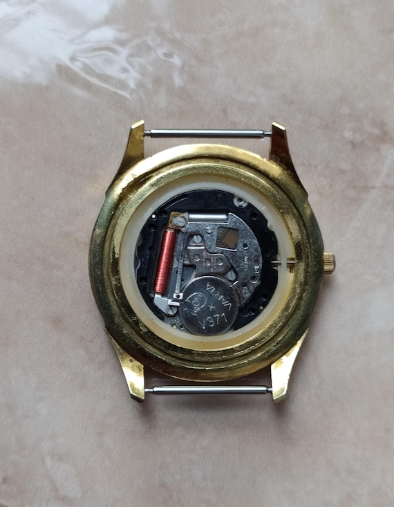 Vintage Swiss watch brand CMI Quartz wristwatches for… - Gem