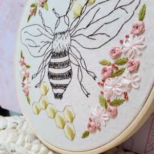 Spring Bee Embroidery Pattern | Floral Embroidery | PDF Pattern ...