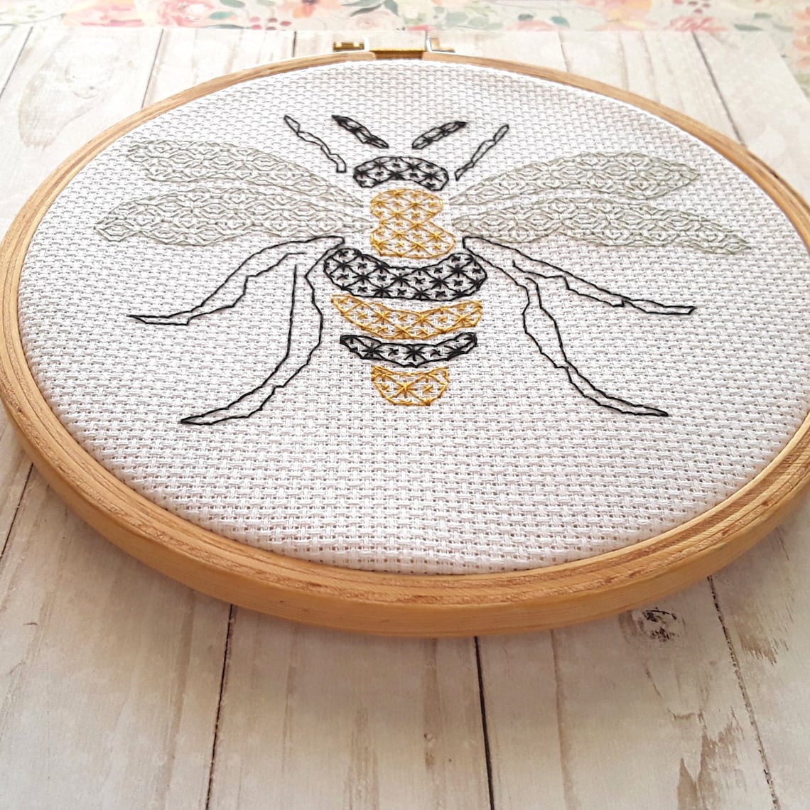 Blackwork Bee Pattern | Instant Digital Download | PDF File | Honeybee ...