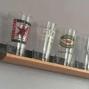 Pint Beer (6) Glass Display Shelf Natural/black Oak - Etsy