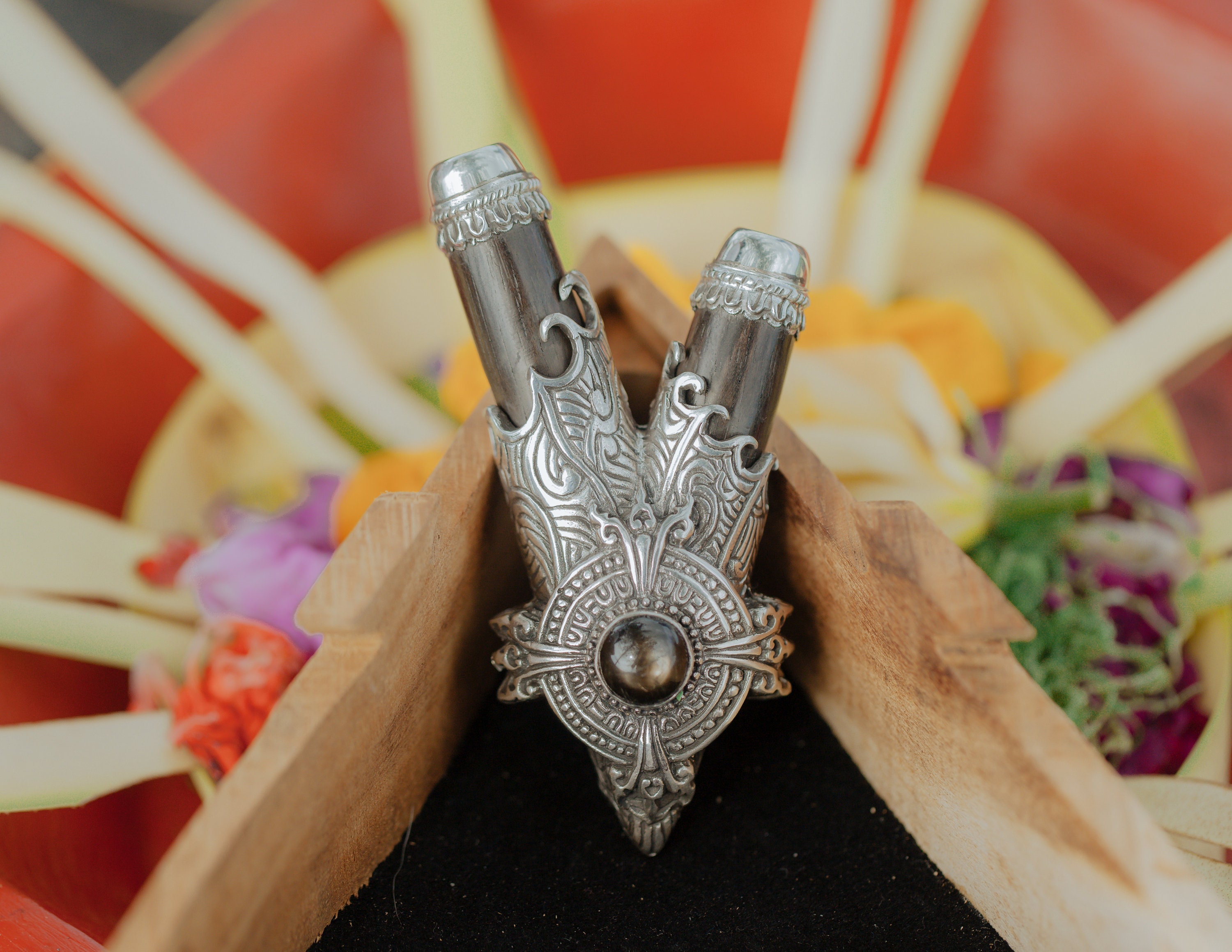 Exclusive Dewata Ceremonial Kuripe “Chakra” (Senjata Collection ...